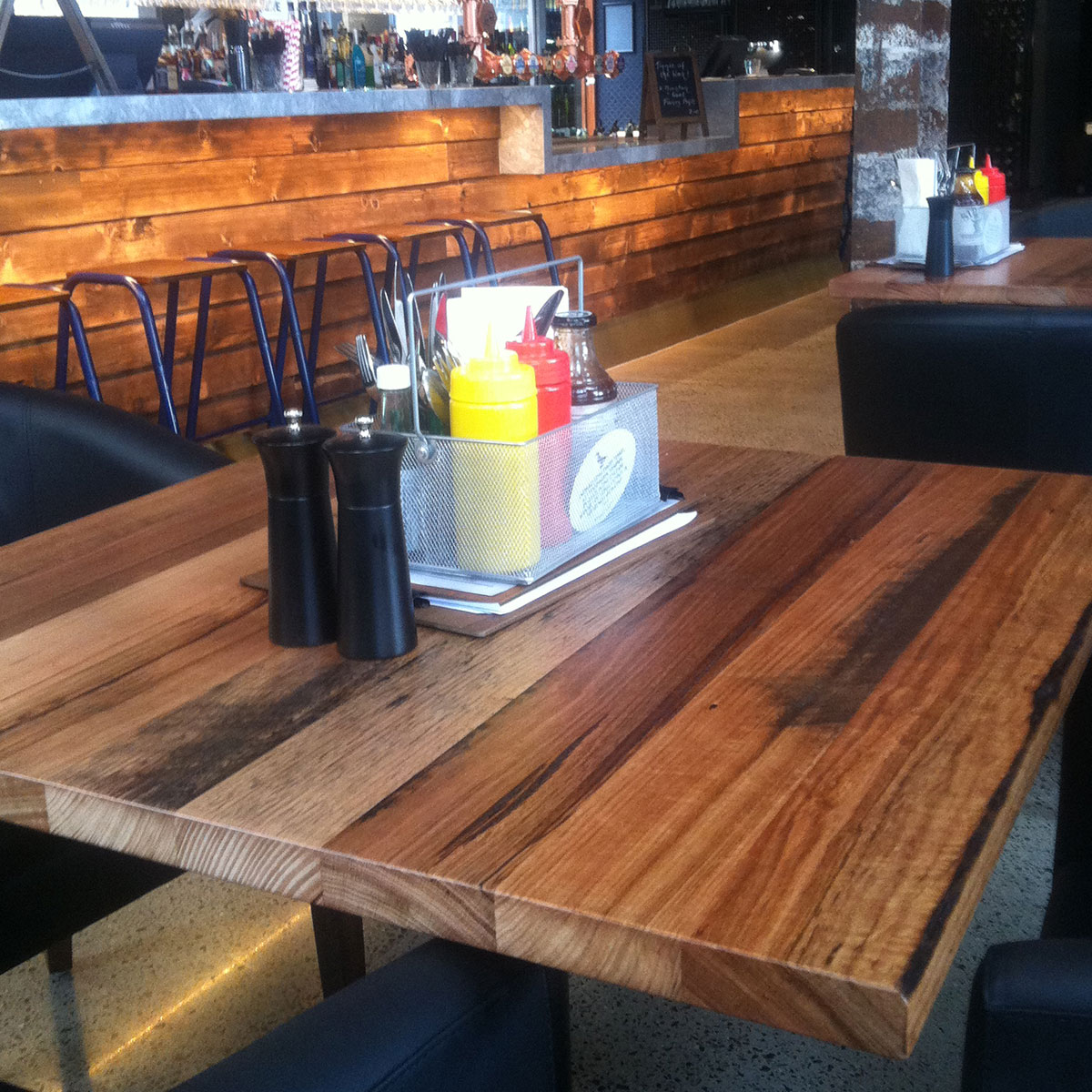 Tables | Exclusive Hotel & Hospitality Furniture