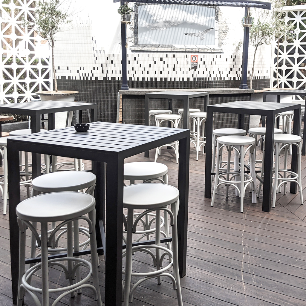 WEMBLEY Bar Table | Exclusive Hotel & Hospitality Furniture
